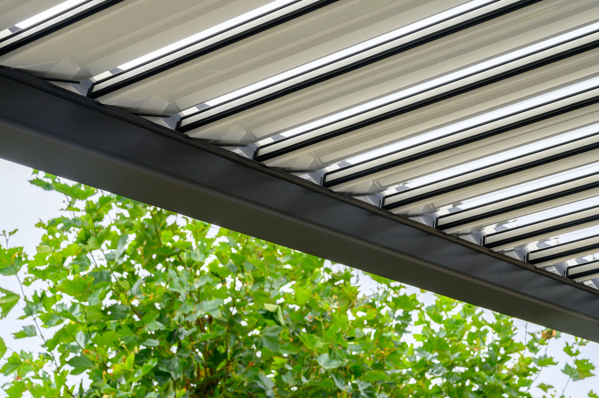 Residential Comfort: Skyroof Prestige Model Redefining Dutch Garden ...